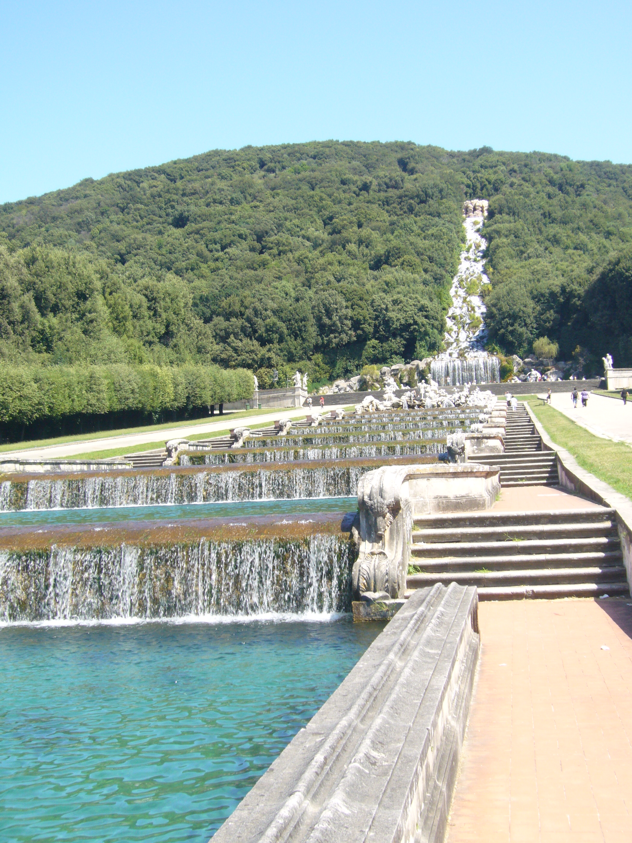 Italy Filming Locations: Star Wars Traveller – Naboo (a.k.a. Caserta ...