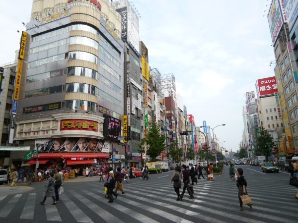 Tokyo Filming Locations #3 – Kill Bill (2004) | Tokyo Fox (東京狐)