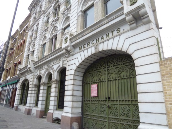 London Filming Locations: Batman Begins & The Dark Knight | Tokyo Fox (東京狐)