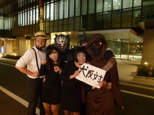 Jawa Power At Halloween (Plus A Lot Of Batman!) | Tokyo Fox (東京狐)
