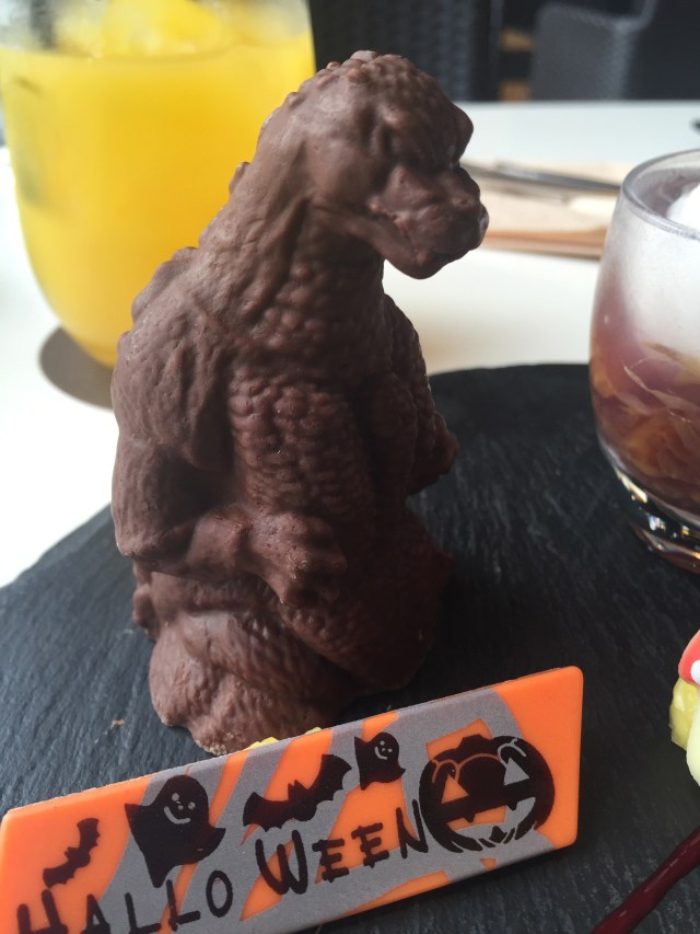 Dining Out: The Godzilla Hotel In Shinjuku | Tokyo Fox (東京狐)