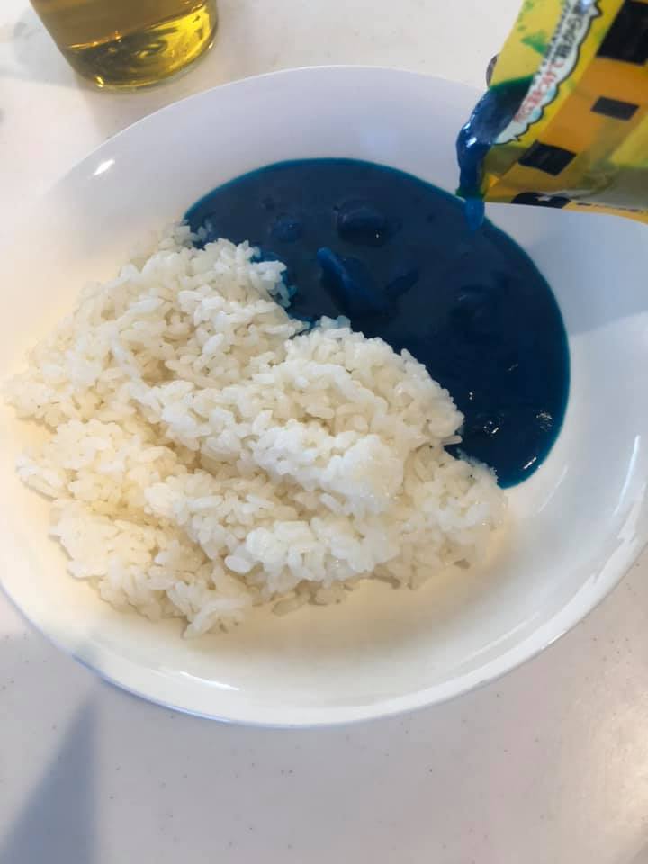 A Super Sonic Blue Curry Which Makes Your Poo Change Colour…Or Does It ...