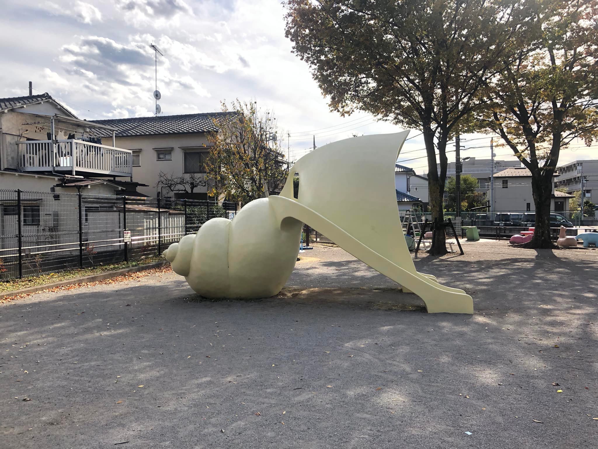 Snail Slide 7 | Tokyo Fox (東京狐)