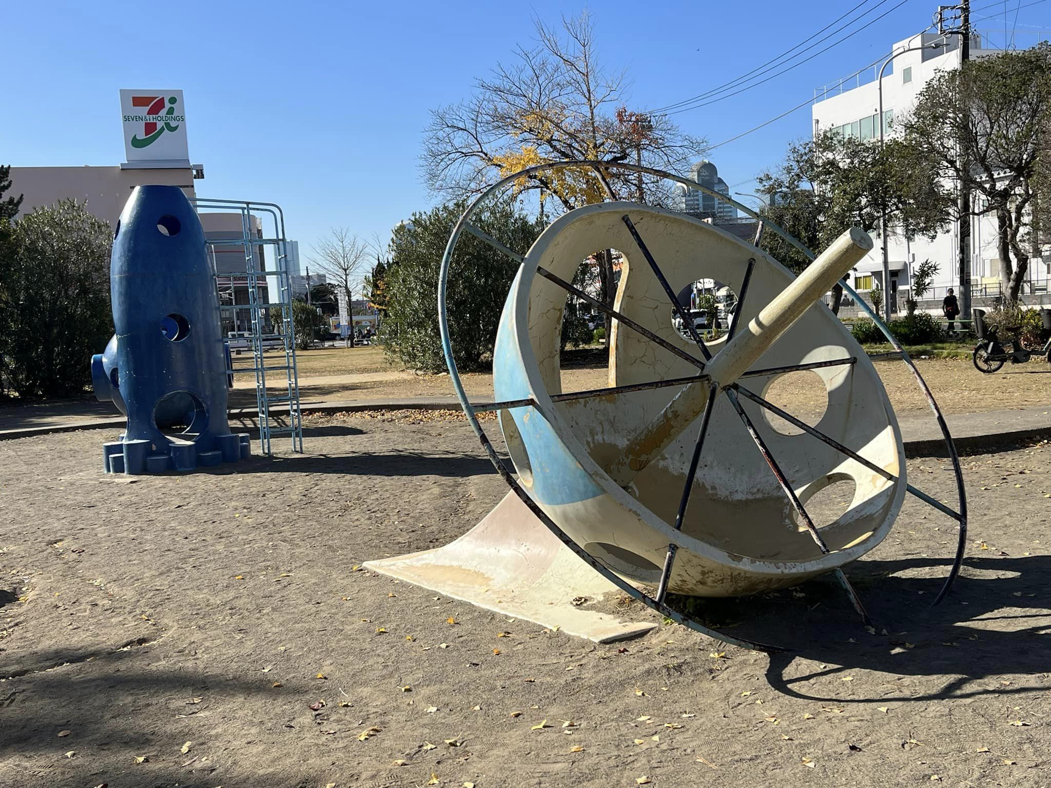 Interesting Japanese Playground Structures #44 – Rocket Park | Tokyo ...