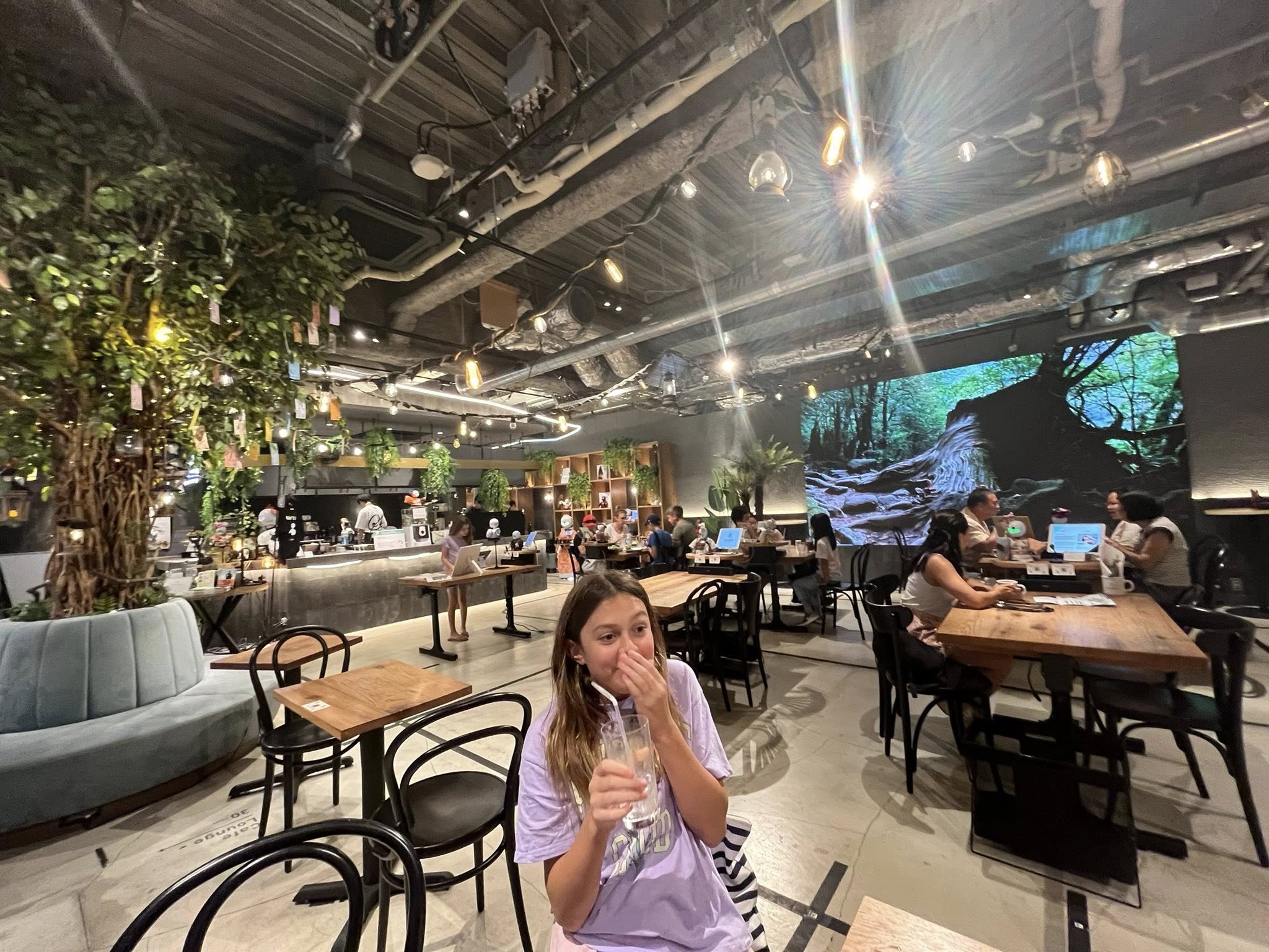 Is The Avatar Robot Cafe Just A Gimmick or Actually Worth A Visit ...